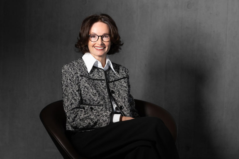 Generaldirektion - FKB - Geschäftsbericht